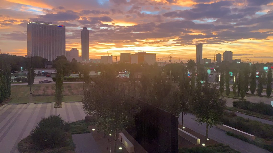 Timelapse: AMAZING sunrise in Houston | khou.com