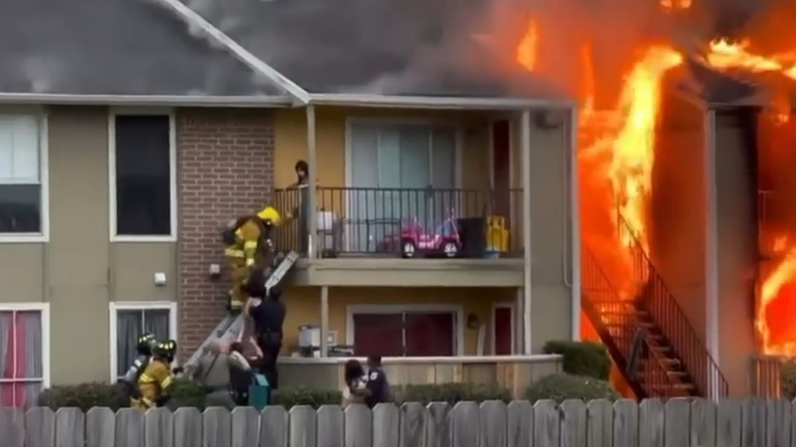 Firefighters respond to apartment fire on Loop 197 | khou.com
