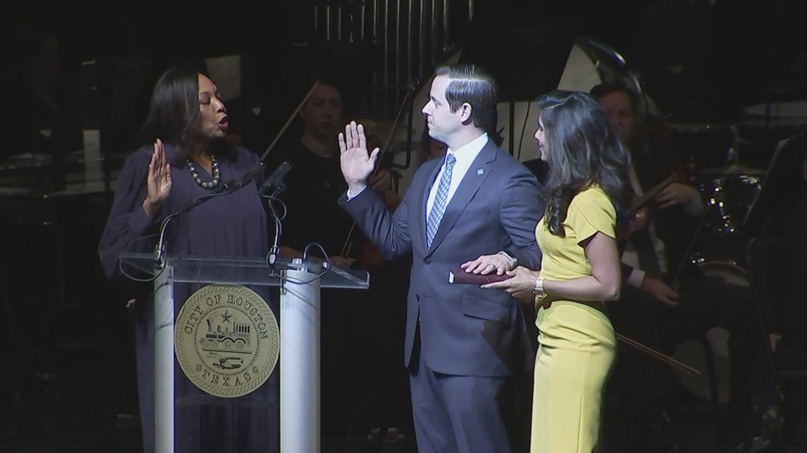 Houston controller Chris Hollins launches investigation into aide of ...