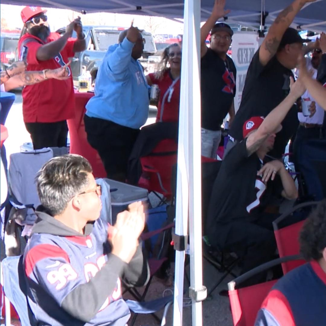 Texans playoff week kicks off with fan activities across the city ...