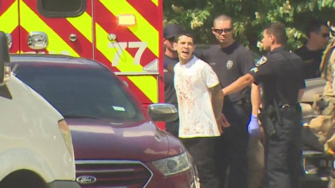 Houston Texas crime: SWAT standoff with suspect on Highway 290 | khou.com