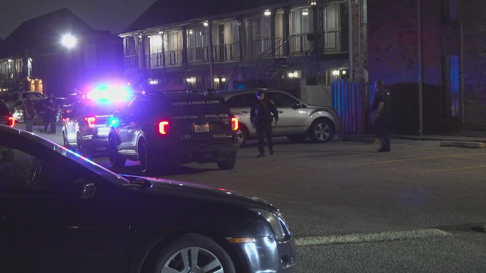 Houston police investigating deadly shooting on Elm Street | khou.com