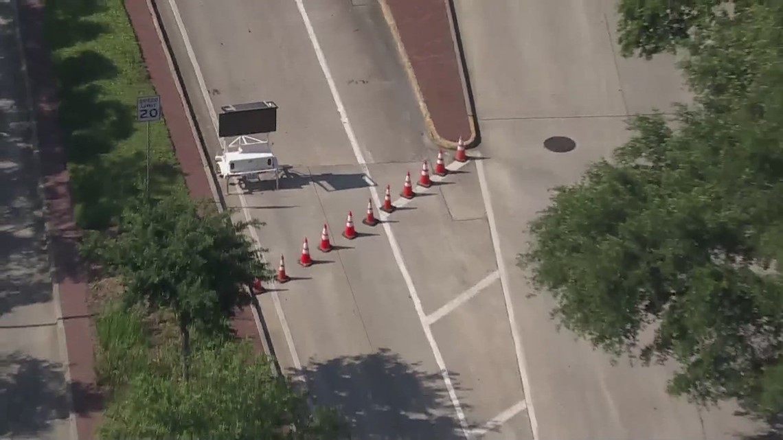 Travel alert: Broadway bridge to Hobby Airport to be closed next 7 days ...