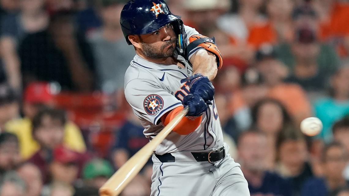 Astros Jose Altuve gives bat to young fan in Baltimore | khou.com
