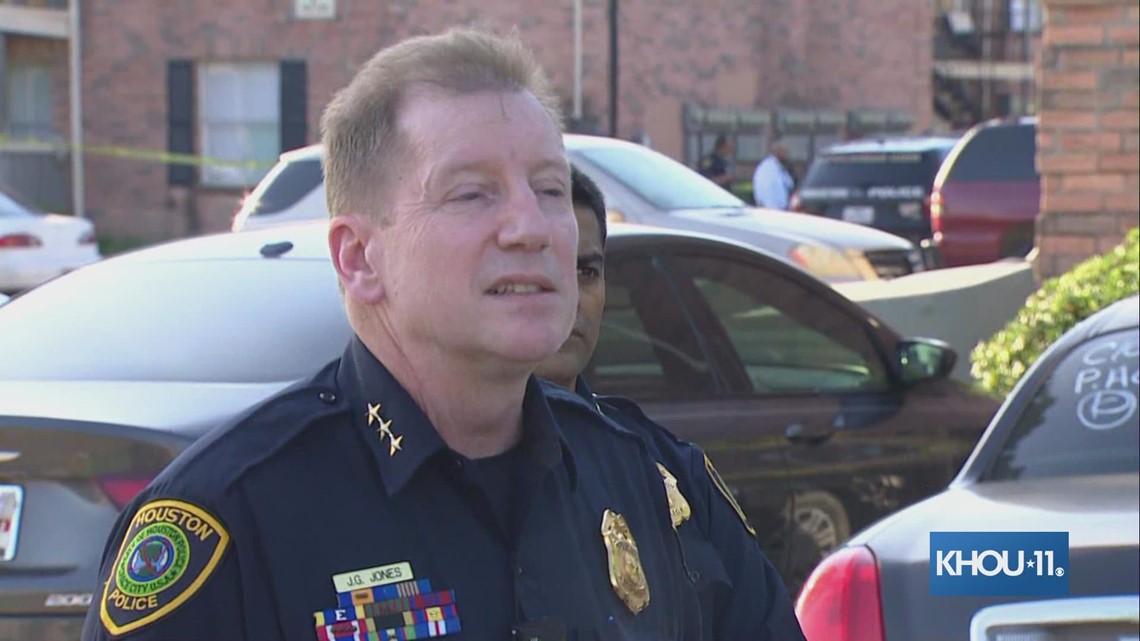 HPD gives updates on officer-involved shooting at SW Houston apartments ...