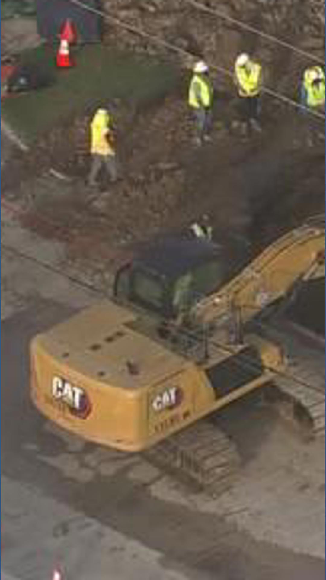 New aerial video shows crews digging out massive Houston-area sinkhole ...