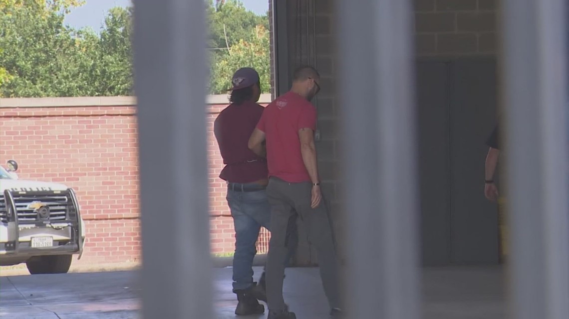 Suspect accused of killing Maria Gonzalez brought back to Texas | khou.com