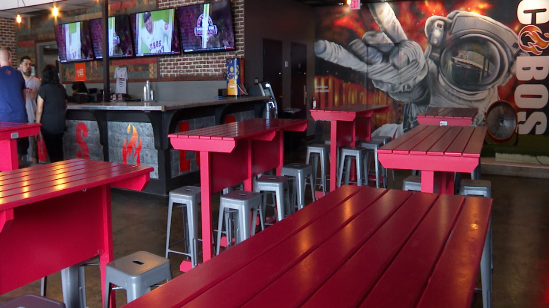 Cobos BBQ expecting big business during World Series | khou.com