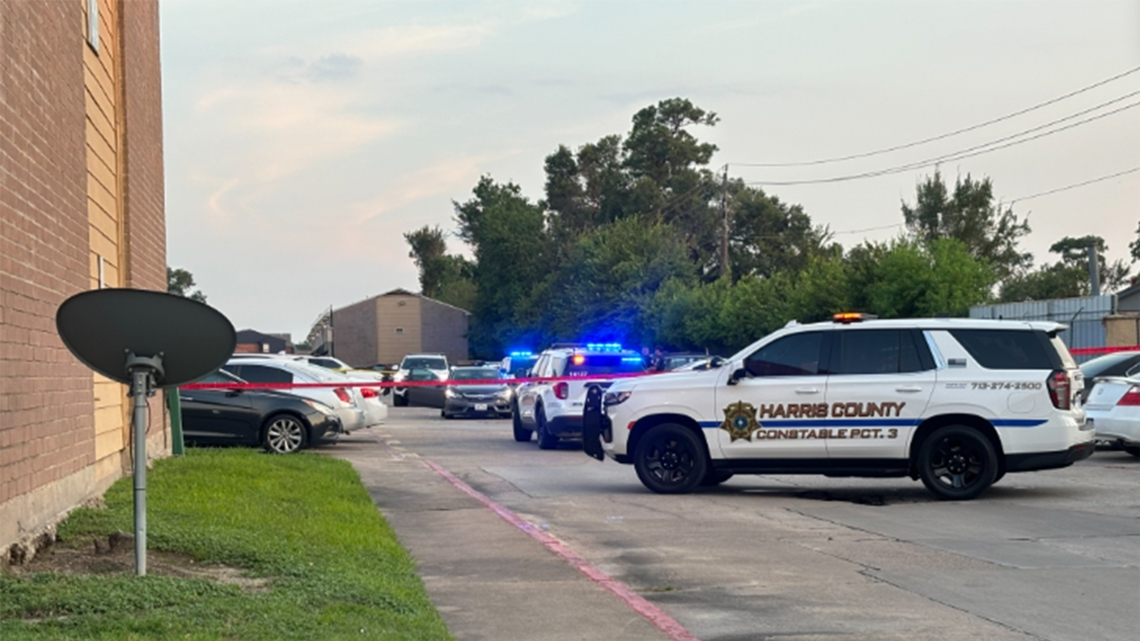 Houston, Texas crime: Man found shot to death at apartments | khou.com