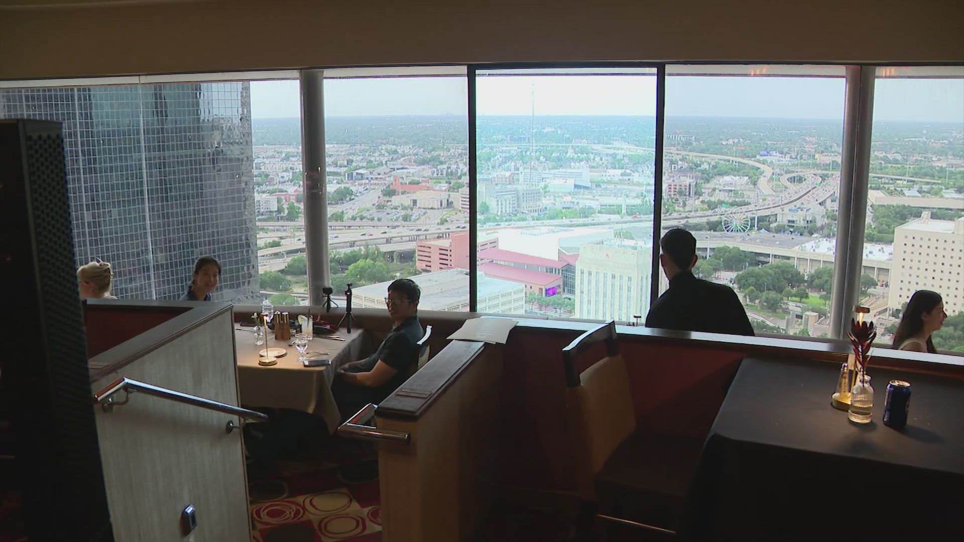 Spindletop restaurant reopens at Hyatt Regency in downtown Houston ...