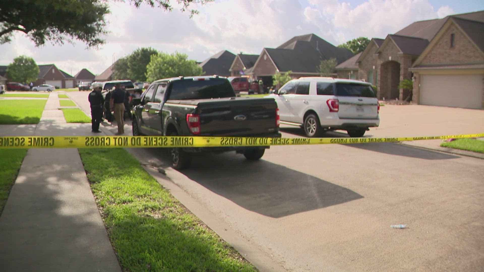 Survivor cooperative after deadly crash on Antoine Drive but questions ...