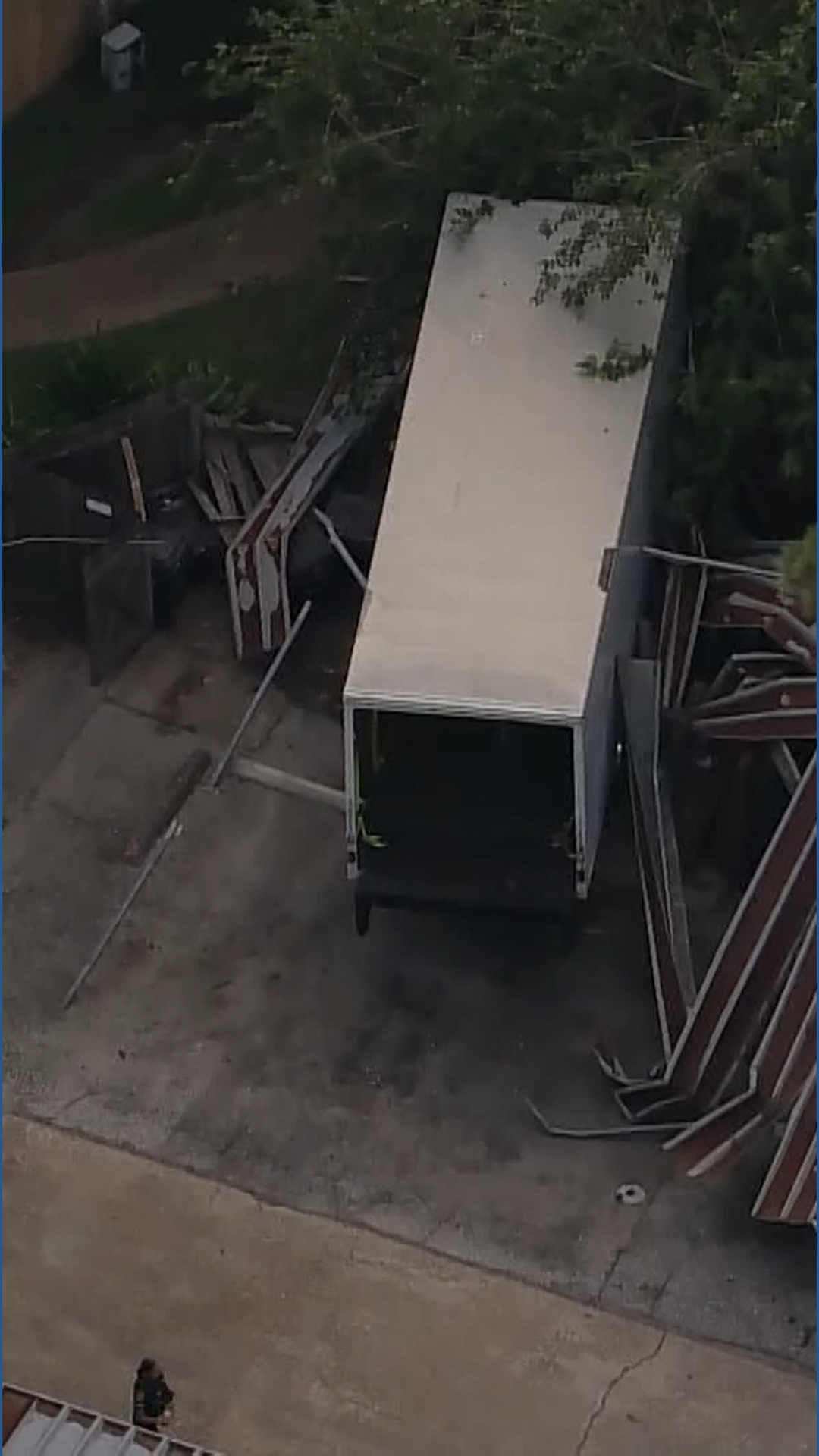 Deputy shoots at suspect after truck crashes into patrol car, HCSO says ...