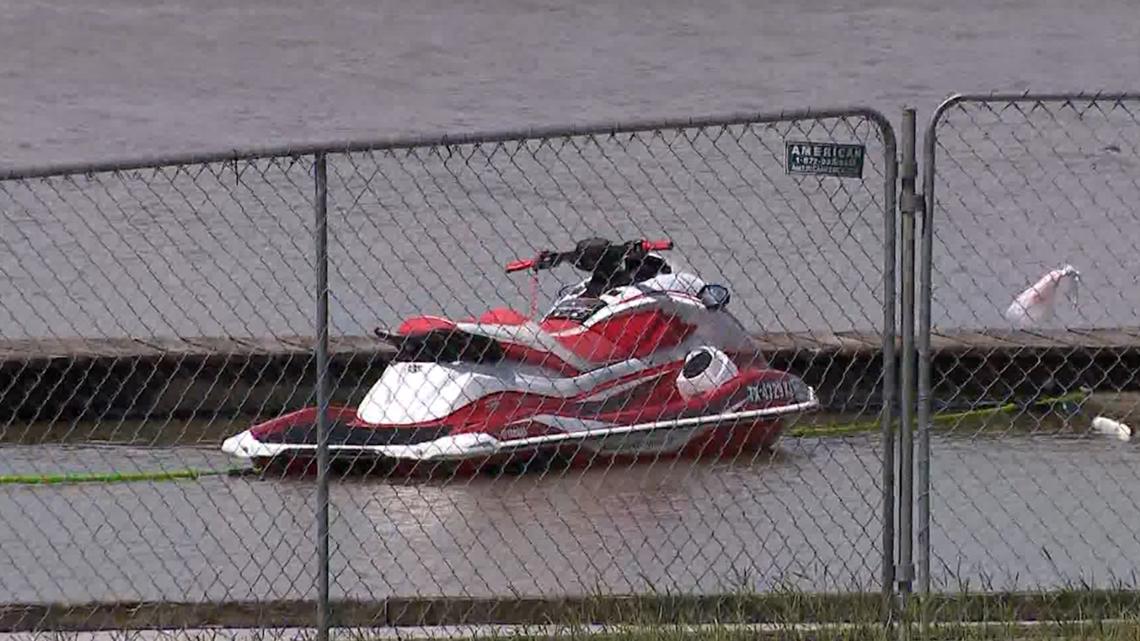 Woman still missing after falling off jet ski in Lake Houston | khou.com