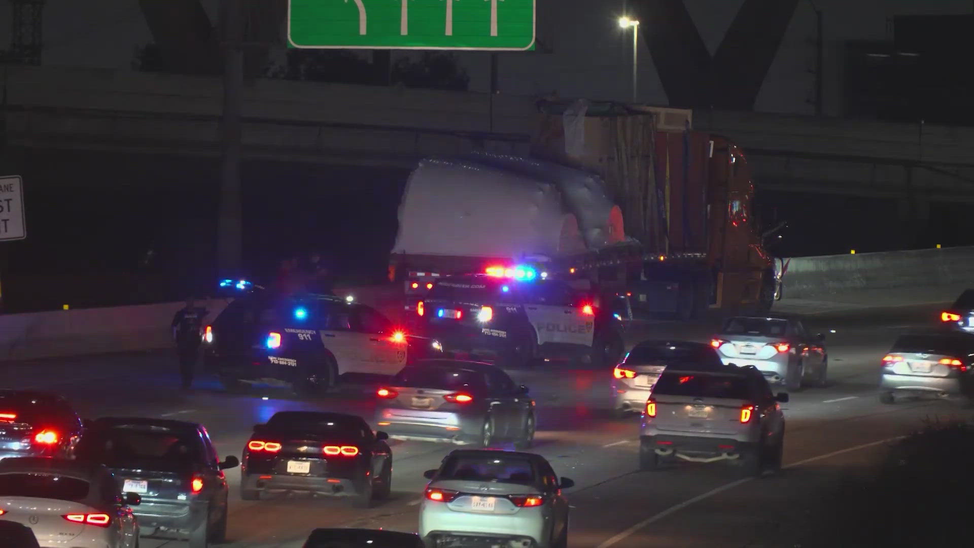 Houston Avenue Bridge hit for 70th time this year | khou.com