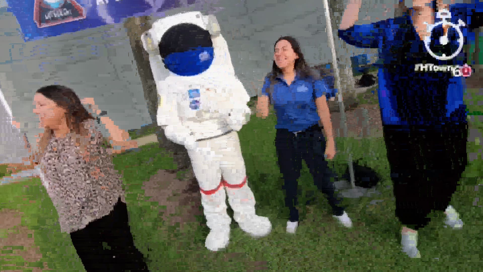 Space Center Houston astronaut training for kids of all ages | khou.com
