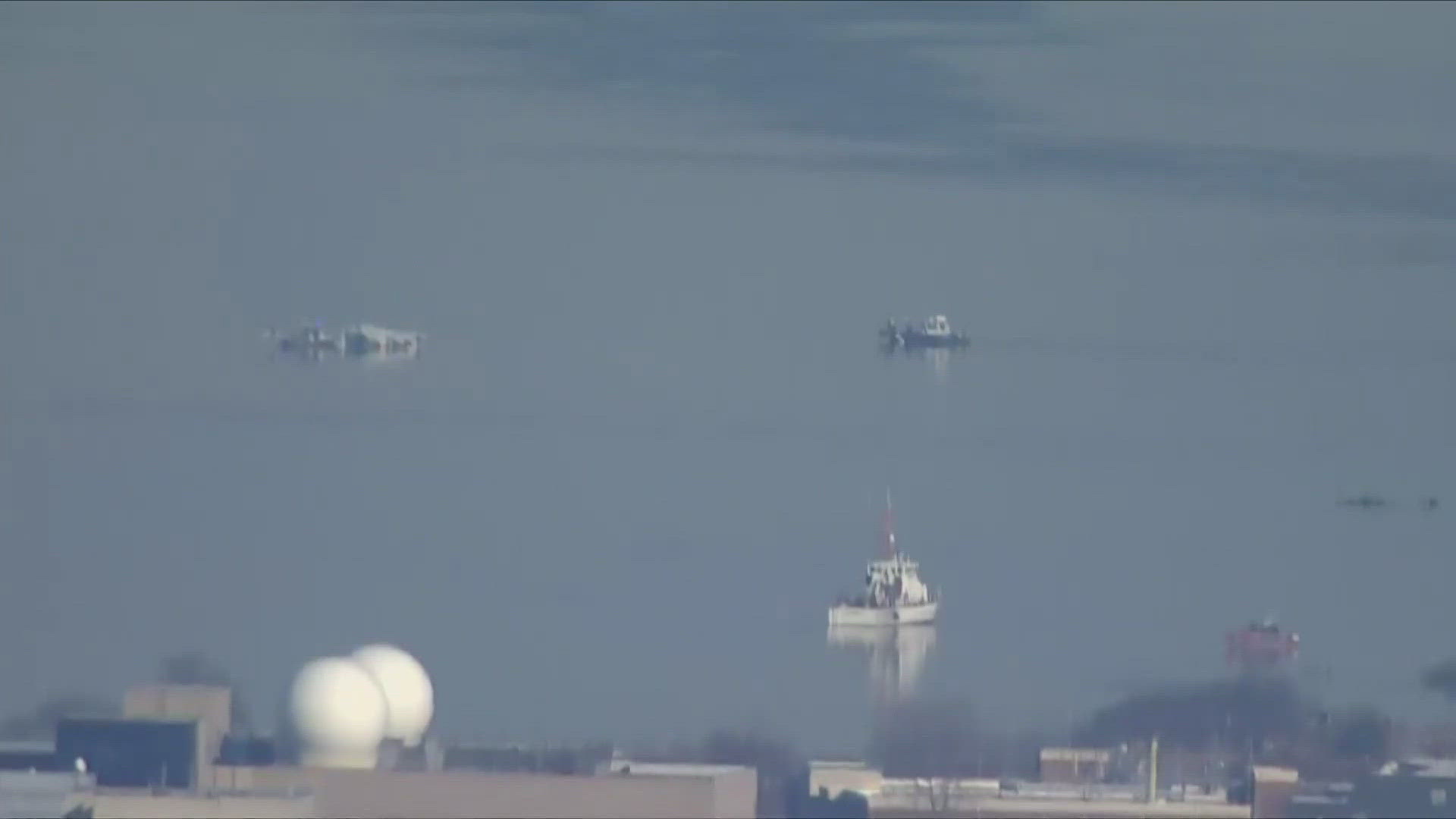 Passenger jet collides with helicopter near Washington's Reagan Airport ...
