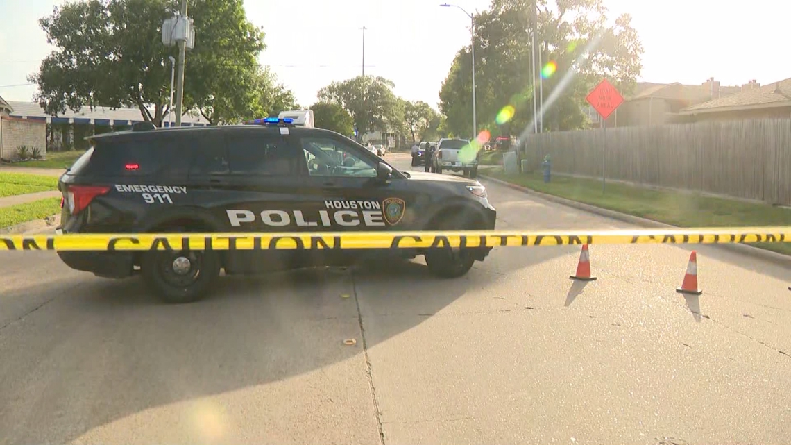 Houston's DPS crime lab tour | khou.com
