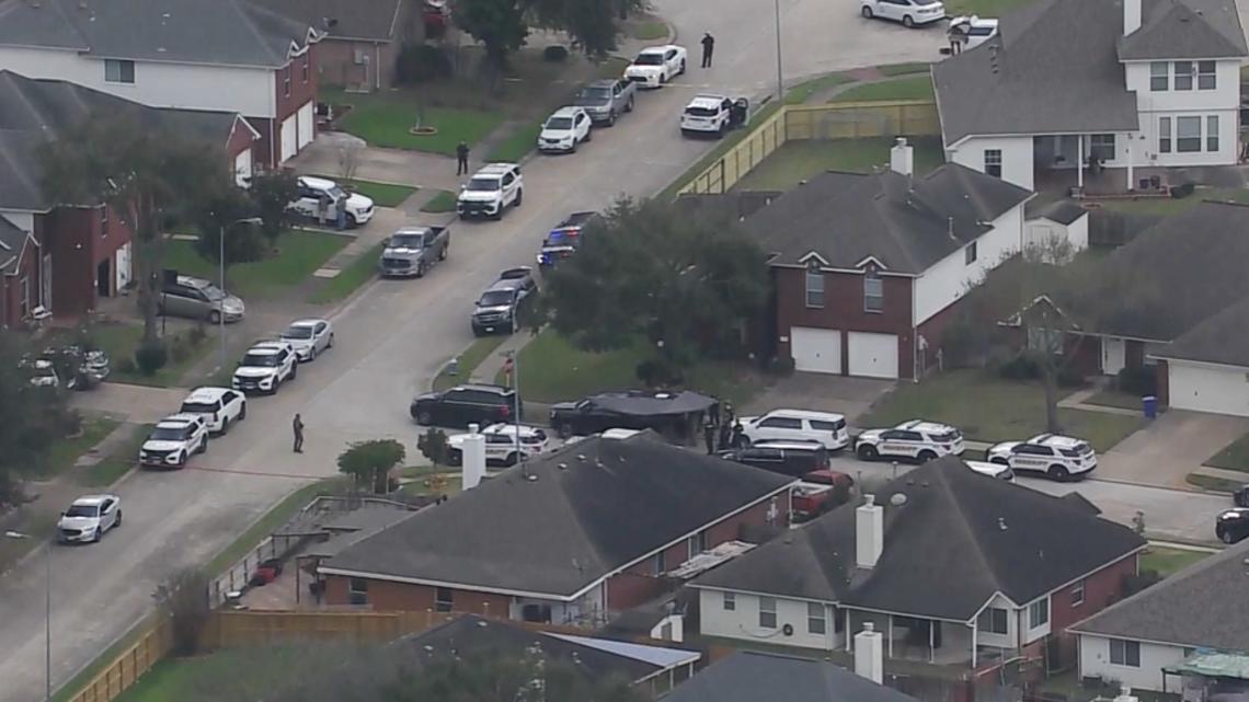 SWAT standoff in southwest Harris County ends | Houston news | khou.com