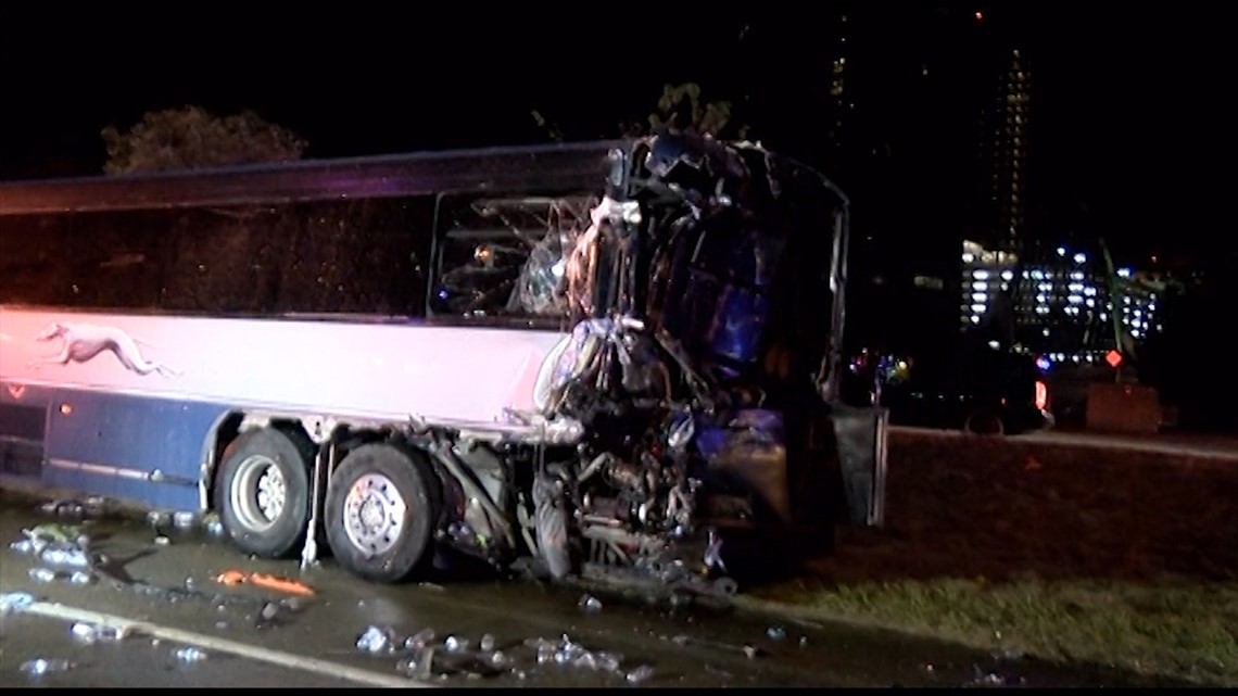 6 injured after big rig crashes into tour bus in The Woodlands | khou.com