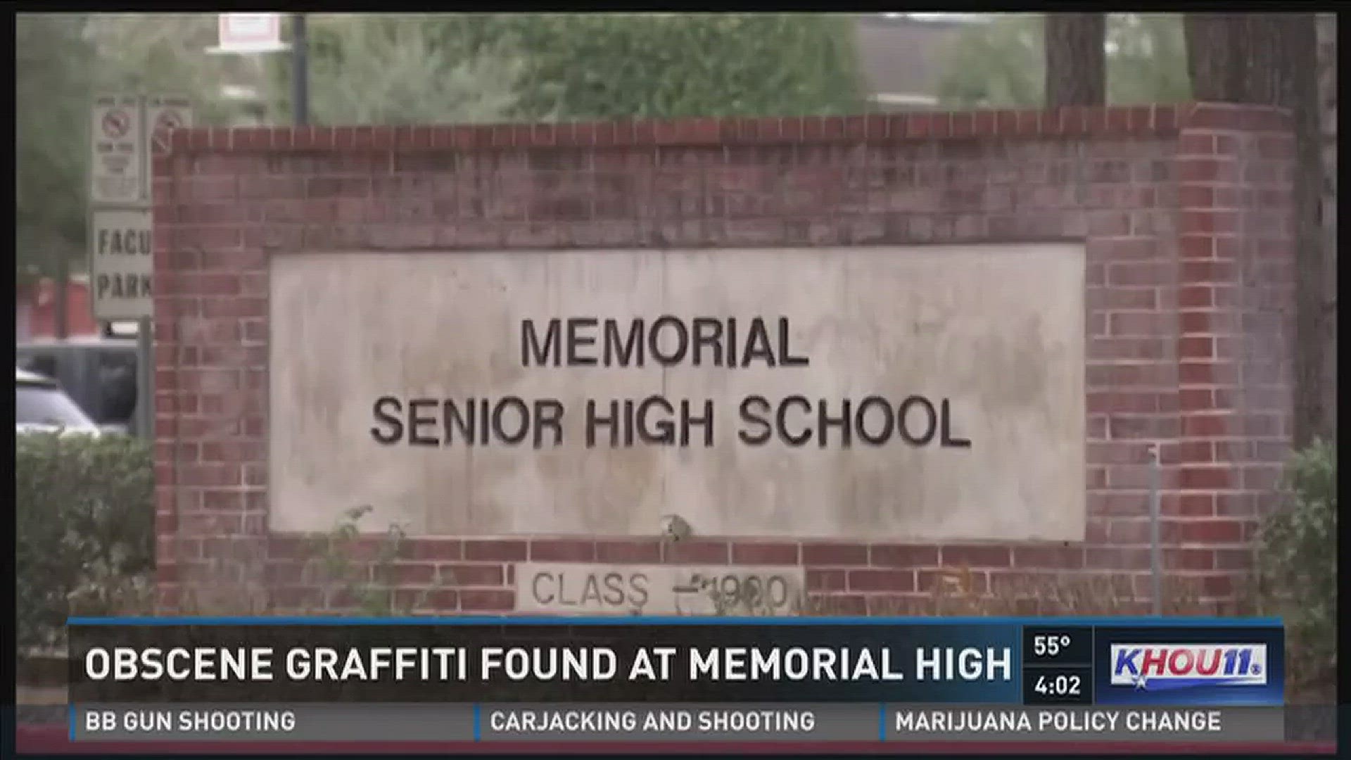 Obscene graffiti welcomes Memorial HS students back to class | khou.com