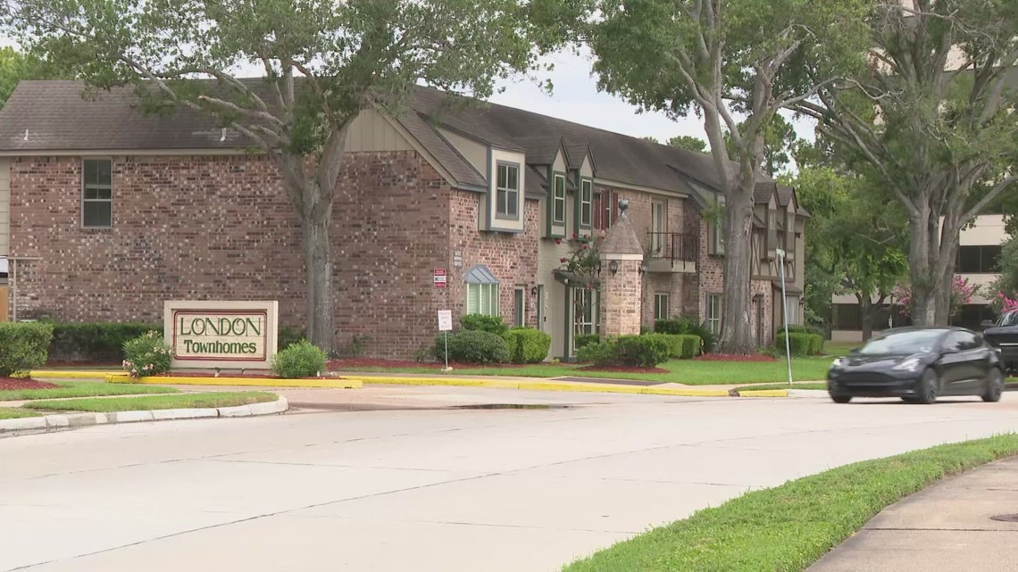 West Houston HOA boots entire board after years of issues, recent KHOU 11 News story | khou.com