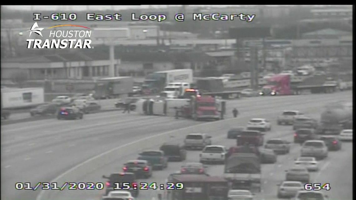 Westbound lanes of North Loop at McCarty reopen after wreck invol ...