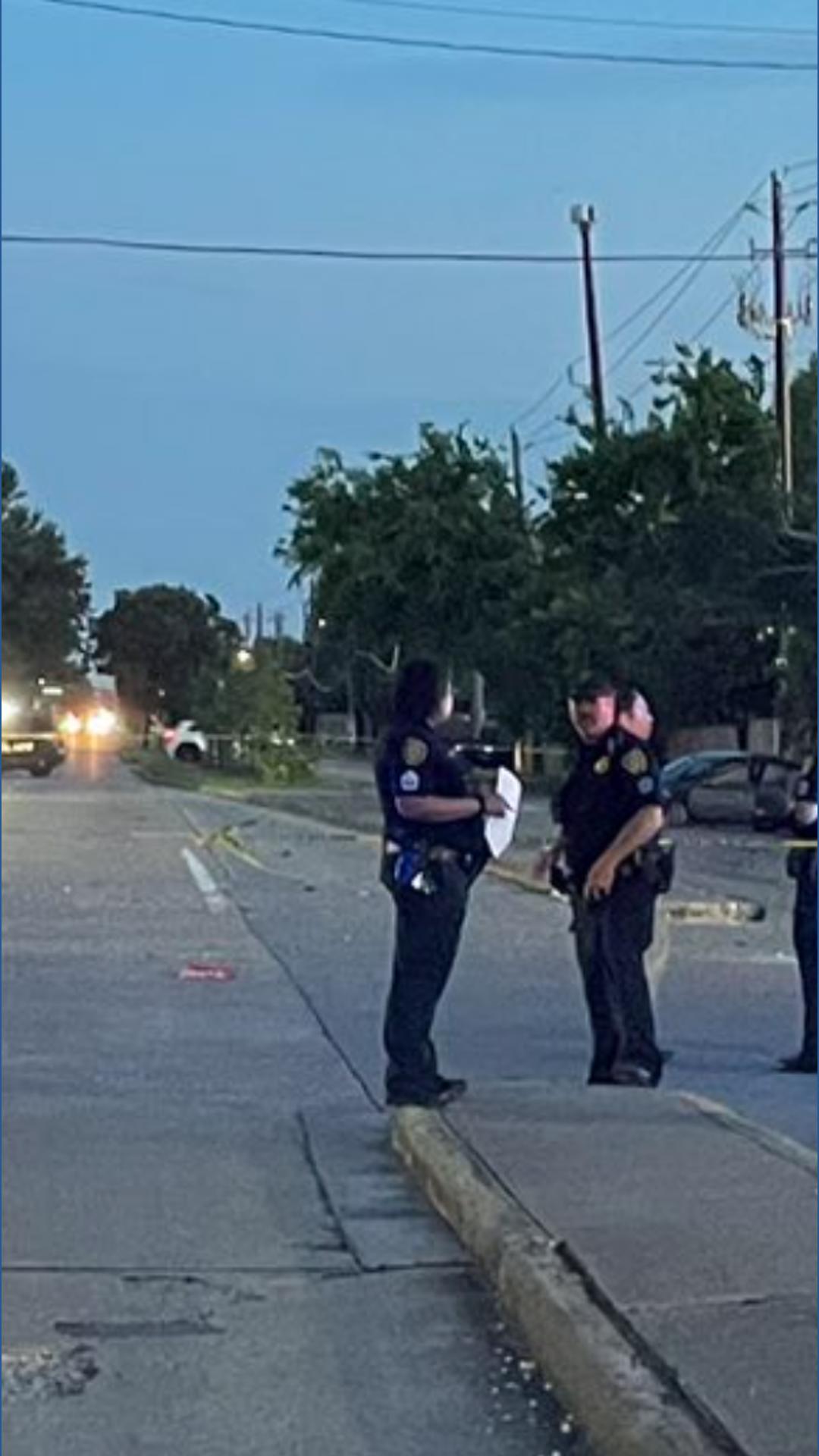 Toddler dies in wreck on Cook Road in Alief area, HPD says | khou.com