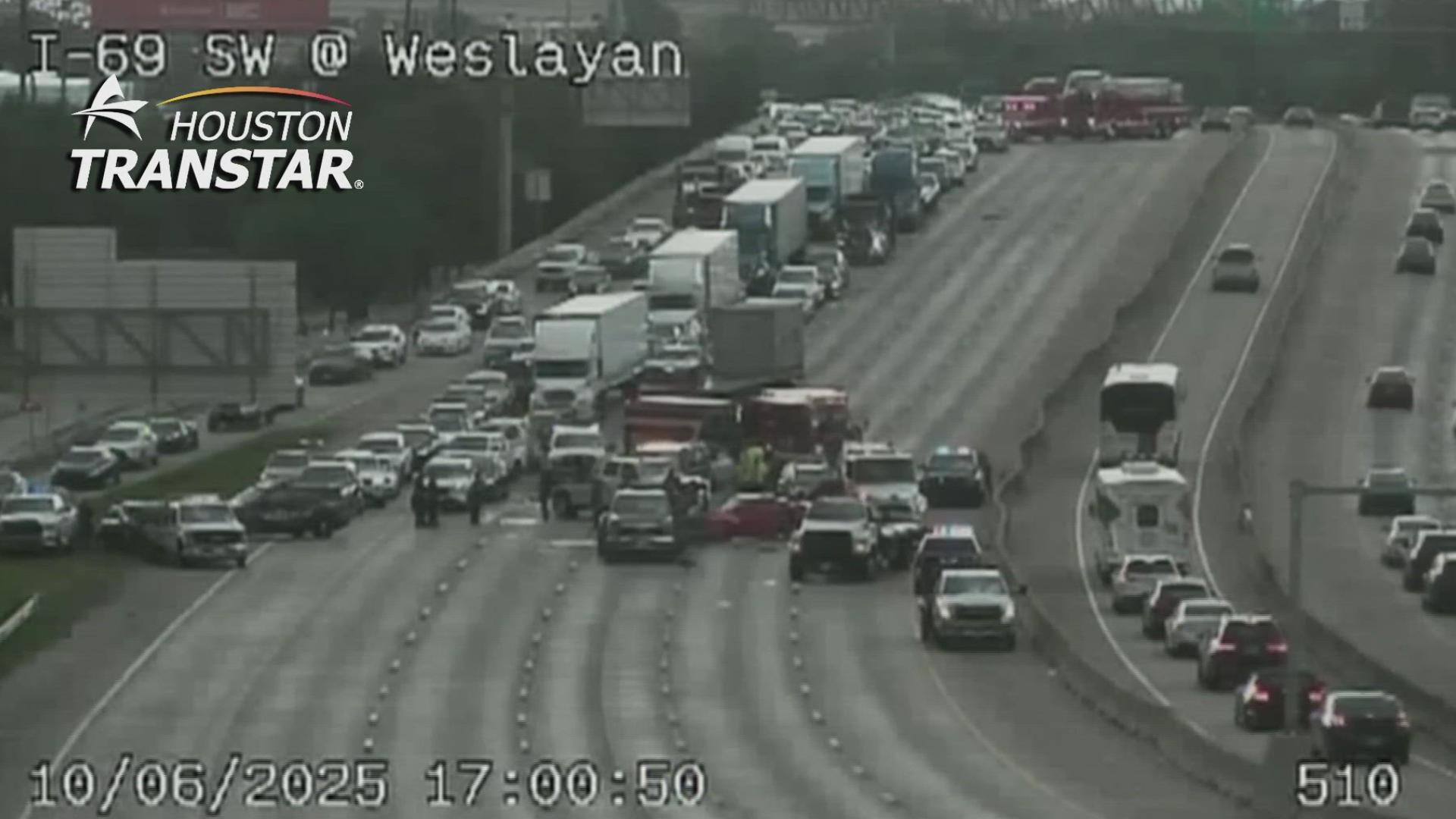 Houston traffic: Southwest Freeway shut down at Wesleyan due to wreck ...
