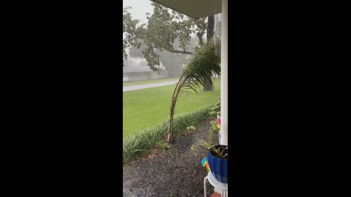 Heavy rain in Shoreacres, Texas | khou.com