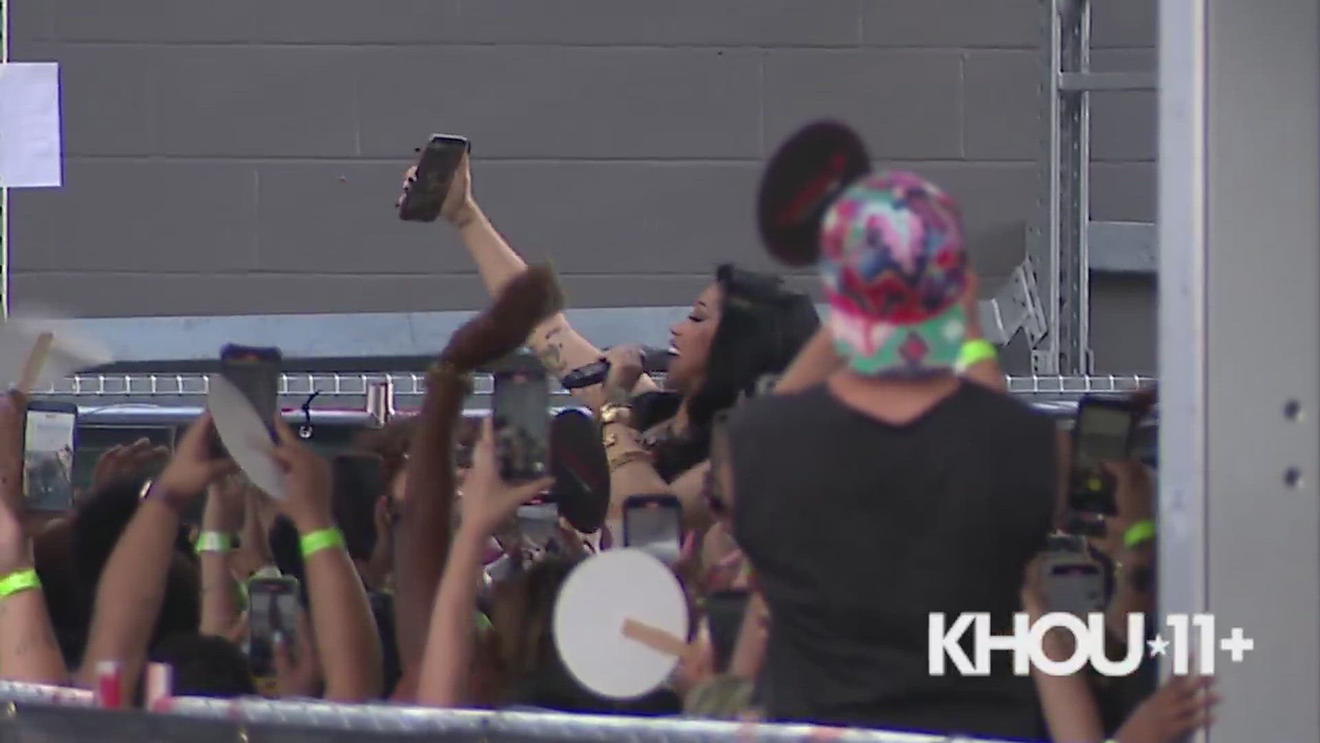 Cardi B parties with fans at the Cypress Walmart | khou.com