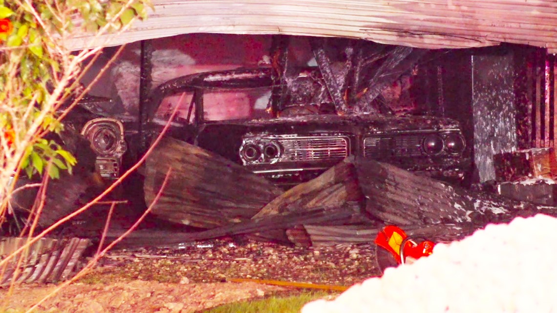 Classic cars burn in overnight fire near Cypress | khou.com