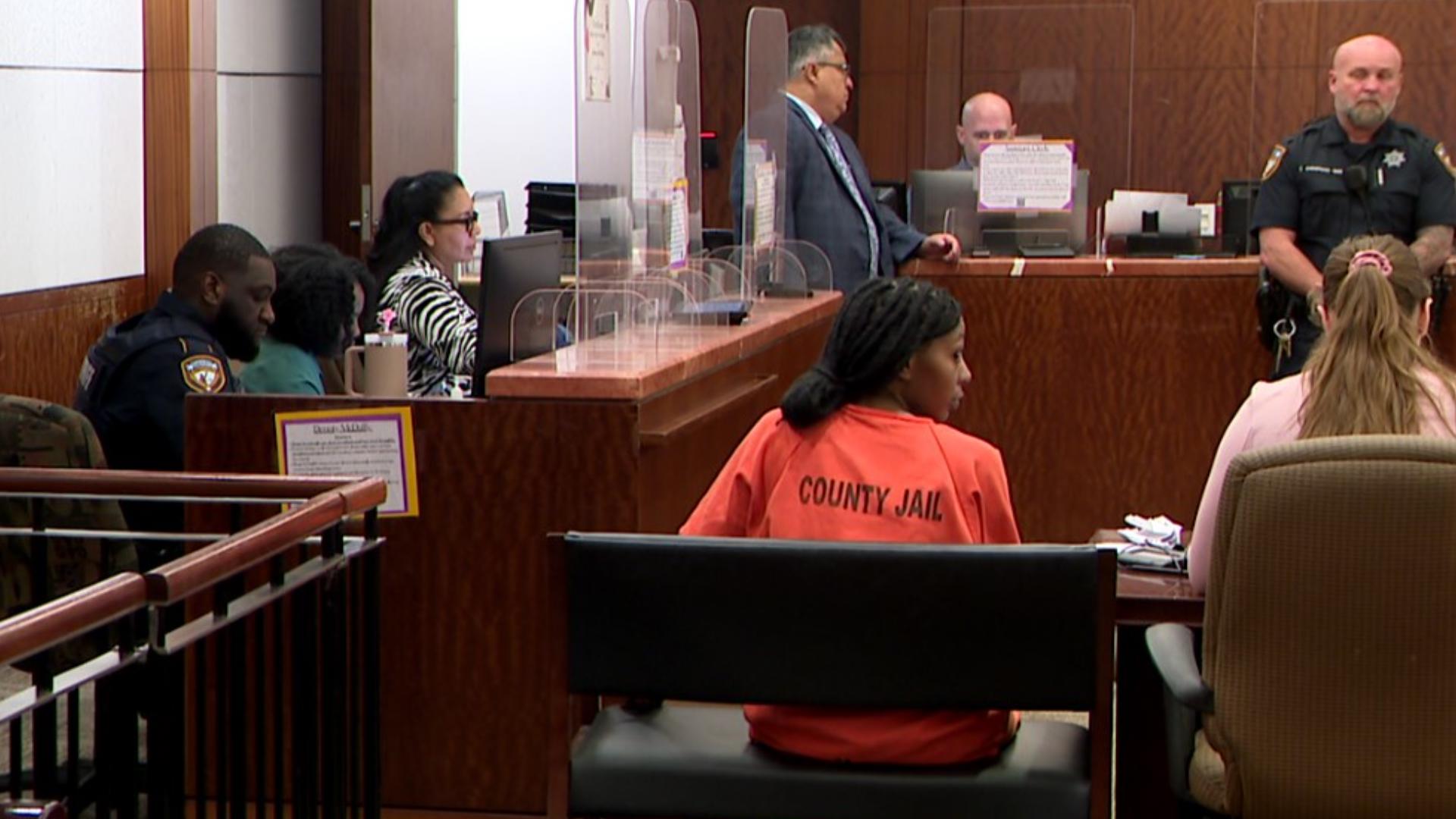 2 teaching certification scandal suspects appear in Houston court ...