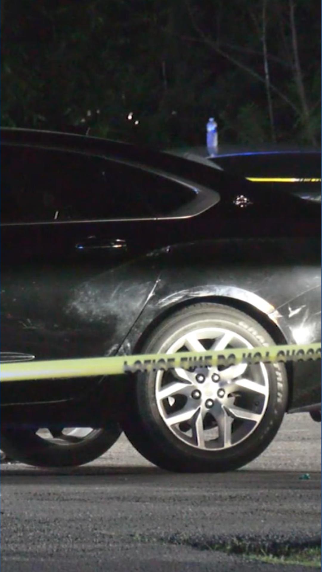 2 people ambushed during robbery outside corner store on Scott Street ...