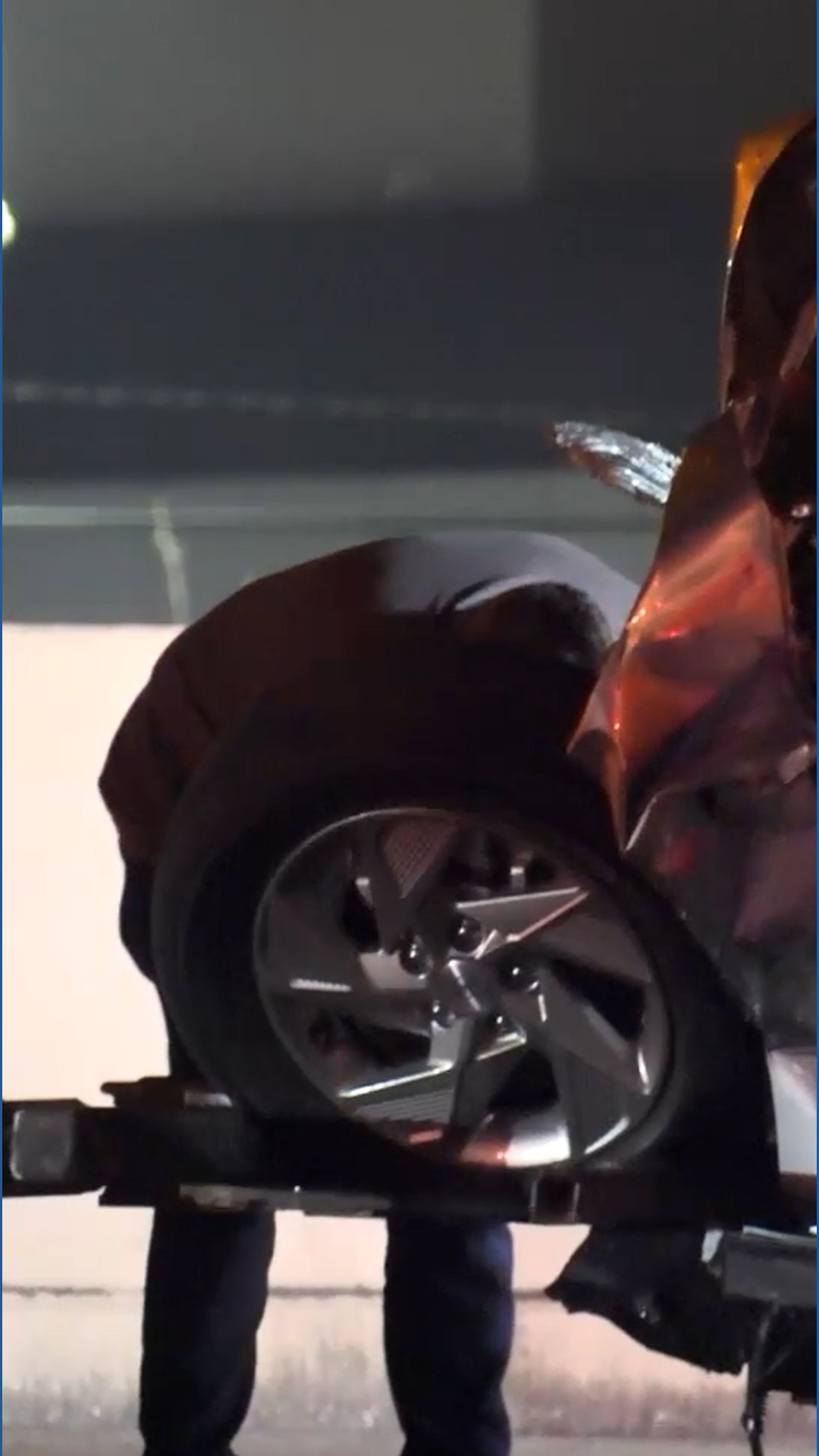 HPD: Teen dead, another hospitalized after high-speed crash near Memorial Park | khou.com