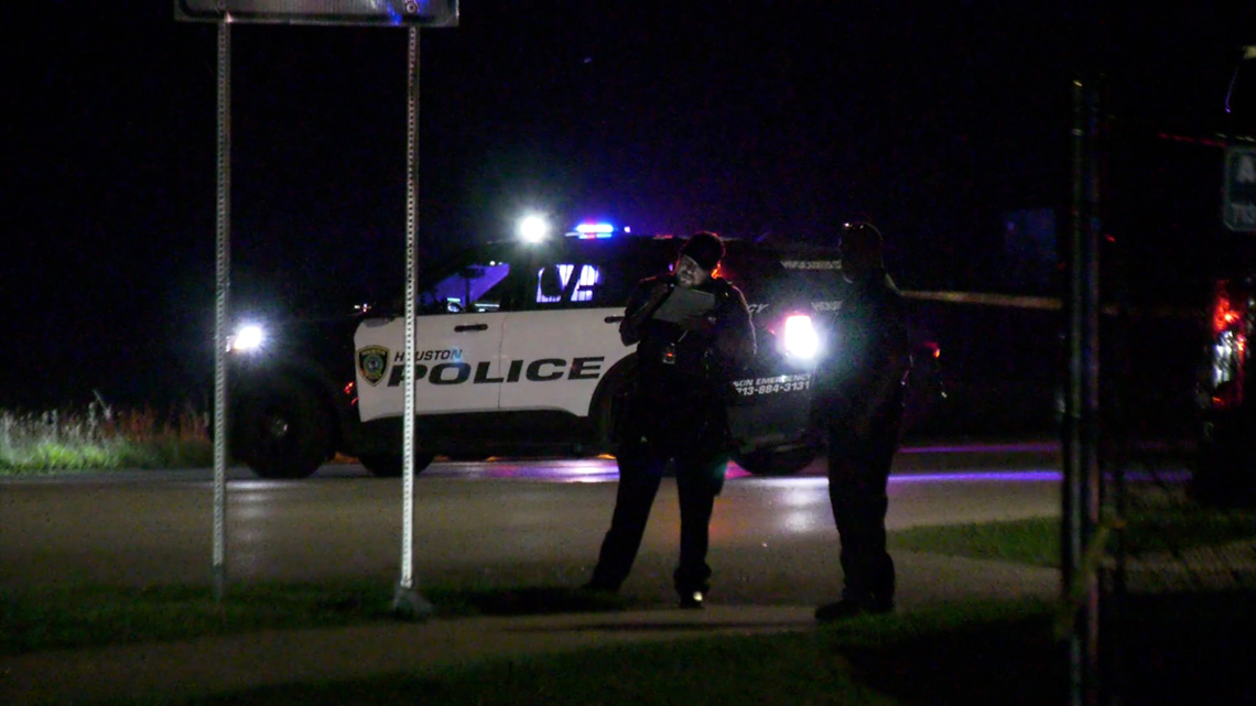 Houston, Texas news: 2 dead, 2 teens hurt in crash in SE Houston | khou.com