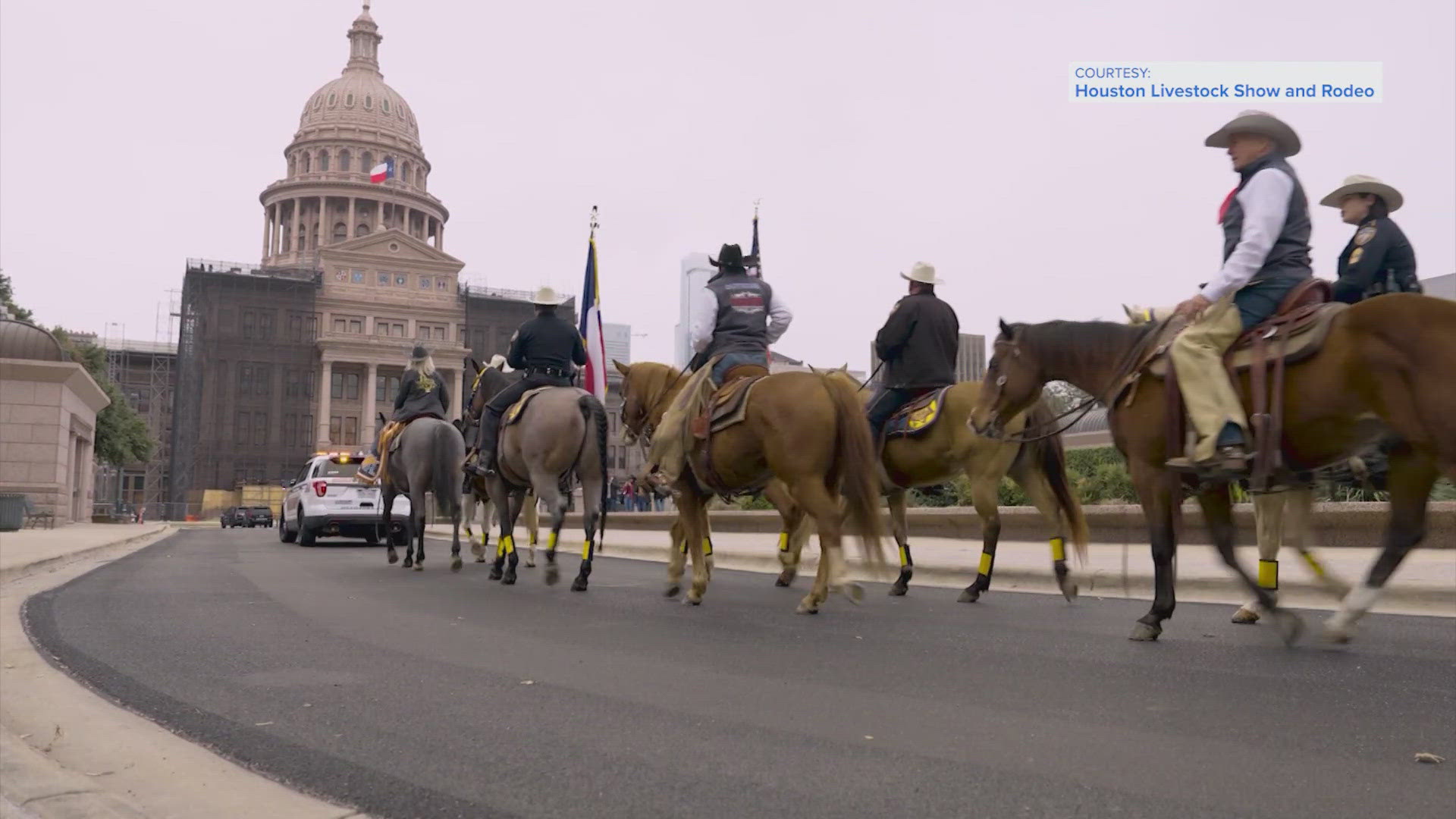 Pony Express delivers invites to the Houston Livestock Show and Rodeo ...