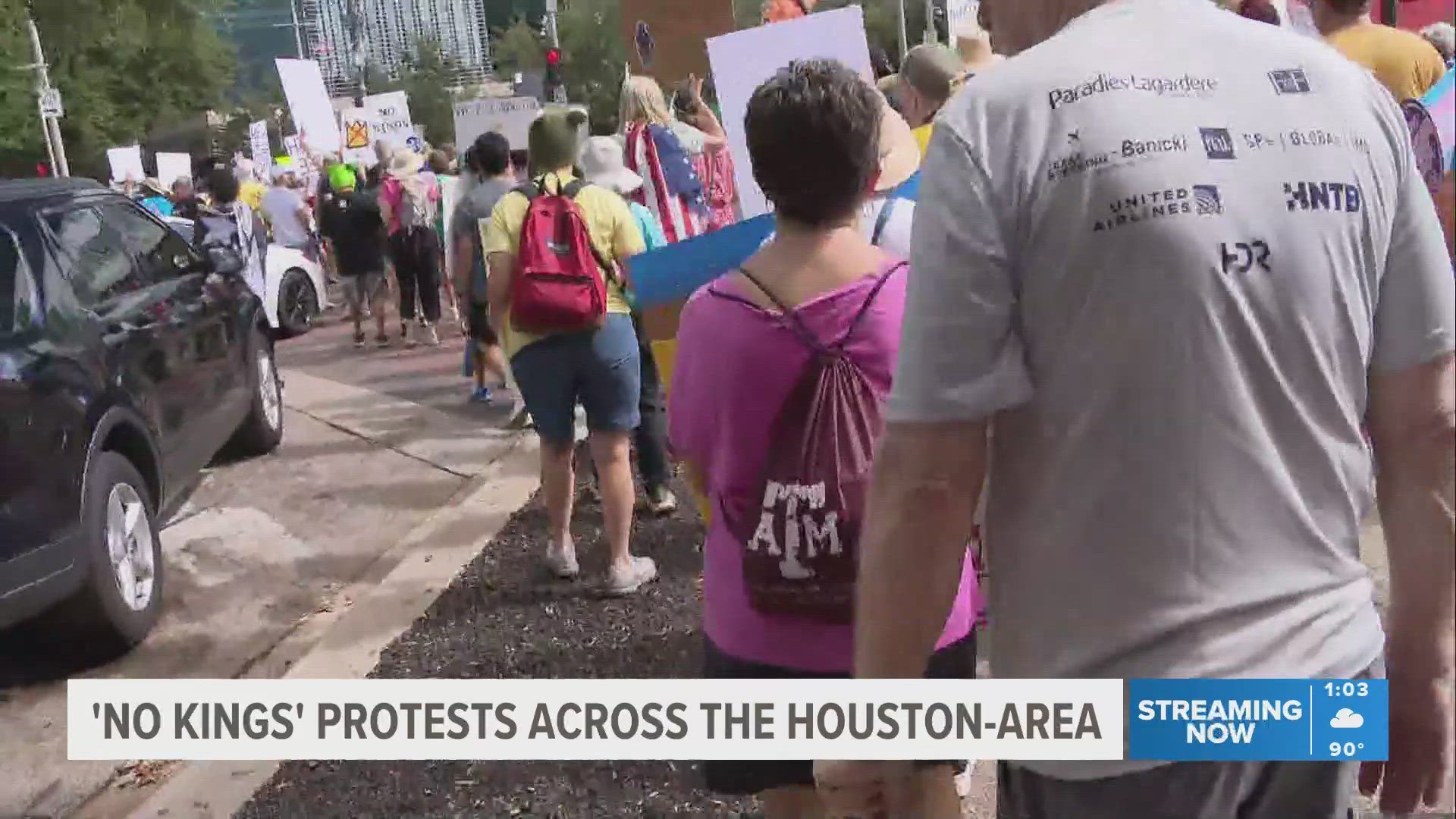 Crowds, inflatables, and police seen as ‘No Kings’ march reaches ...