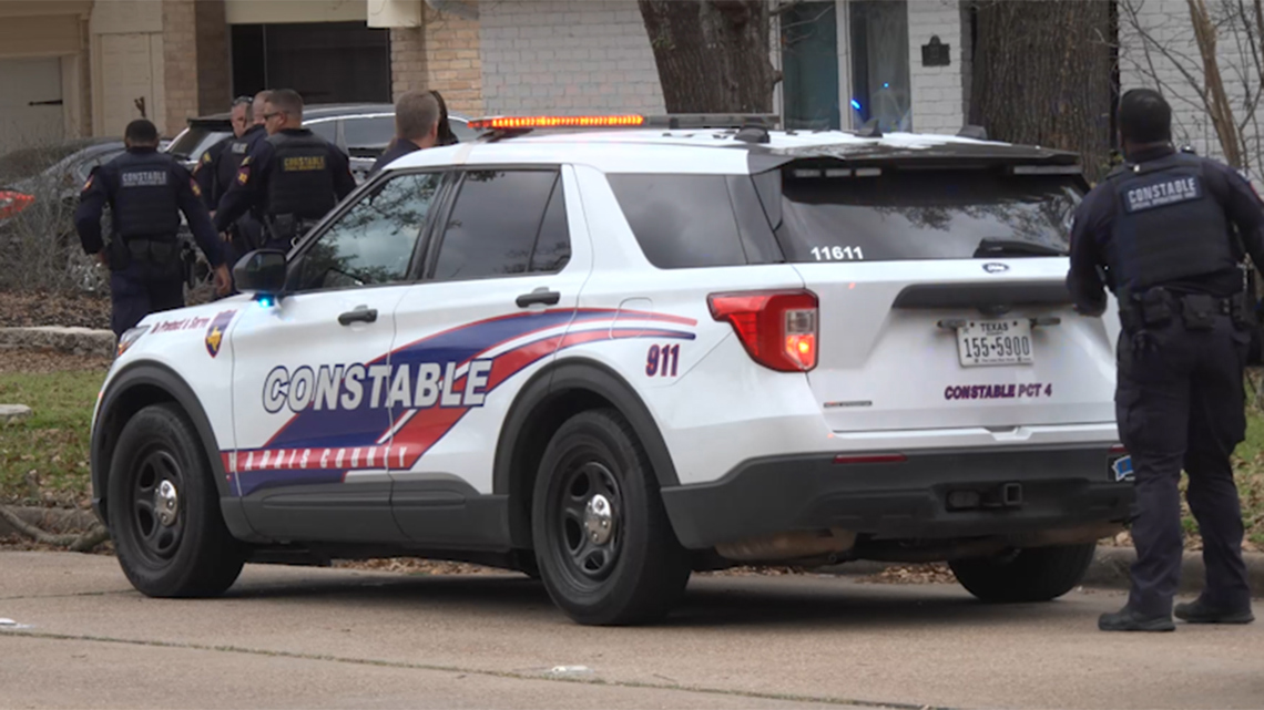 Harris County constables call for deputy pay increase | khou.com