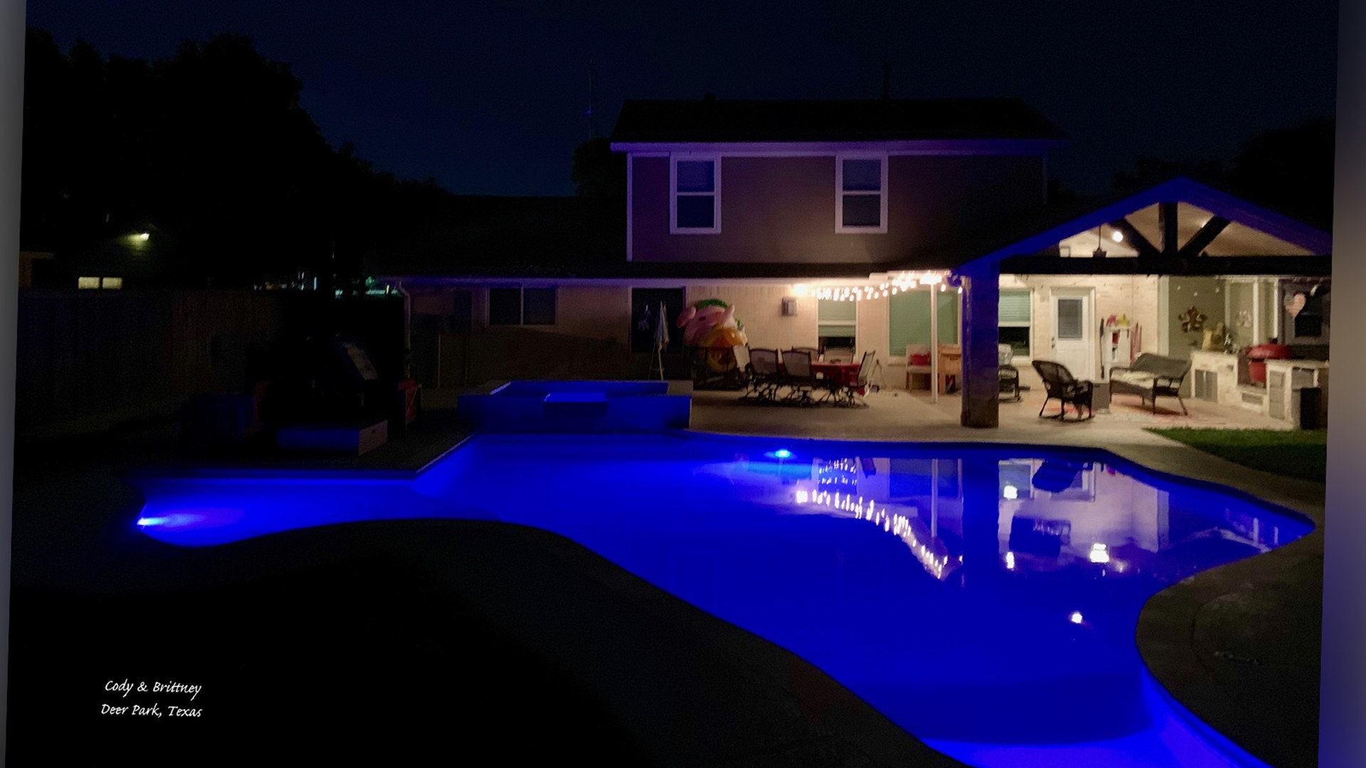 Texas family loves their state so much, they installed a Texas-shaped ...