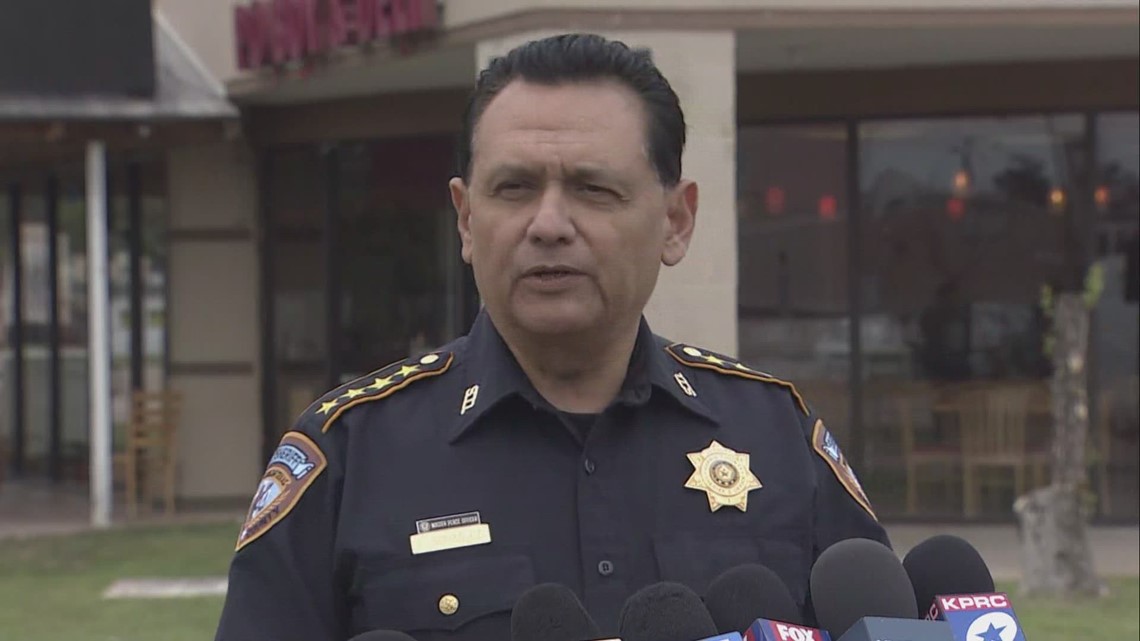 Sheriff: Man arrested after leading police on chase with daughter in ...