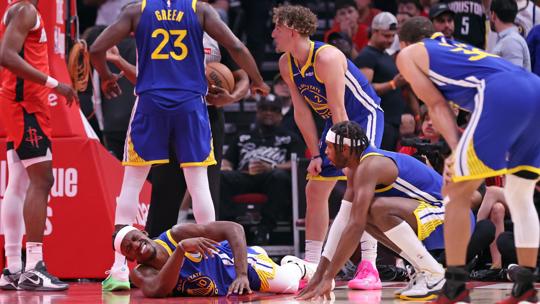 Jimmy Butler injury: Warriors guard hits floor after Rockets Amen ...