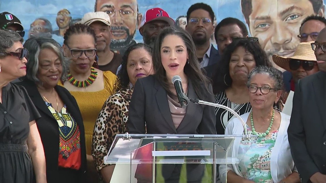 Amanda Edwards drops out of race for Houston mayor to run for U.S ...