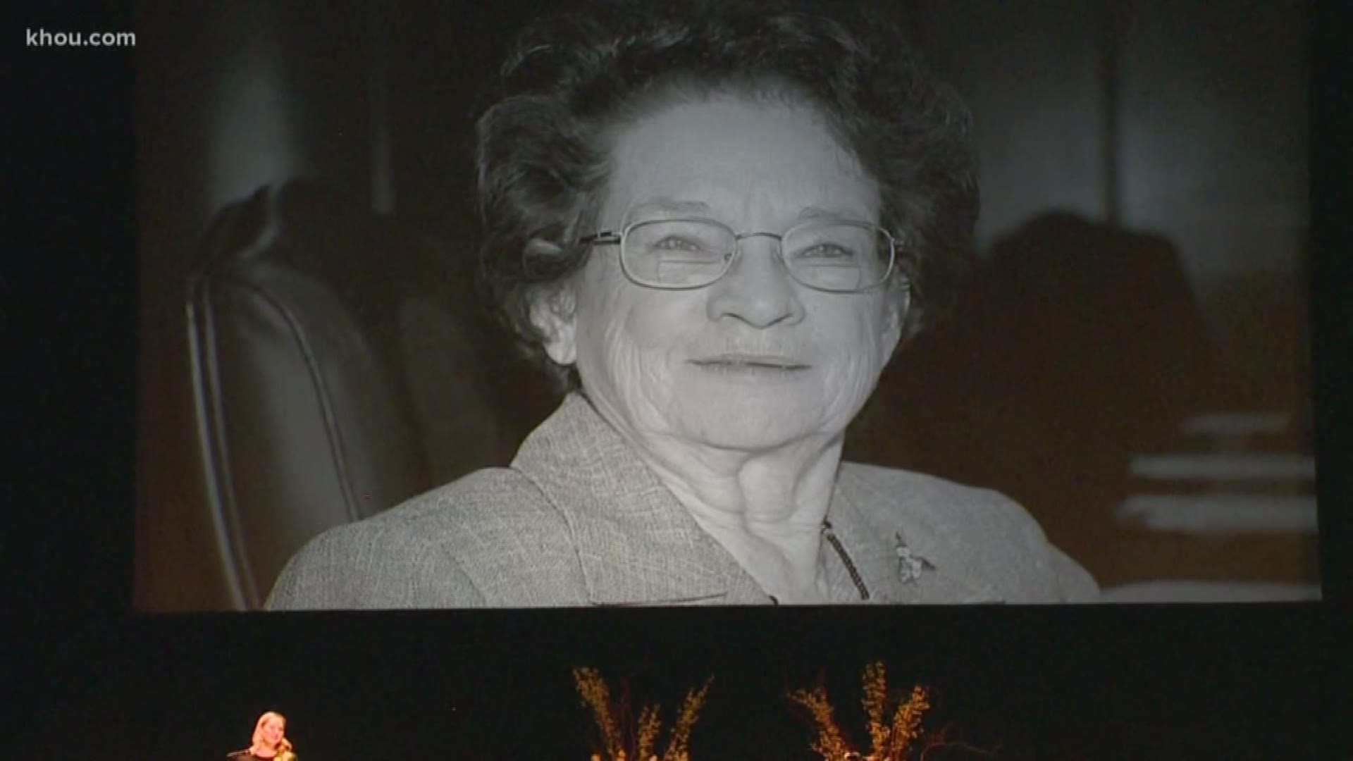 Houston says goodbye to longtime City Secretary Anna Russell, 88 | khou.com