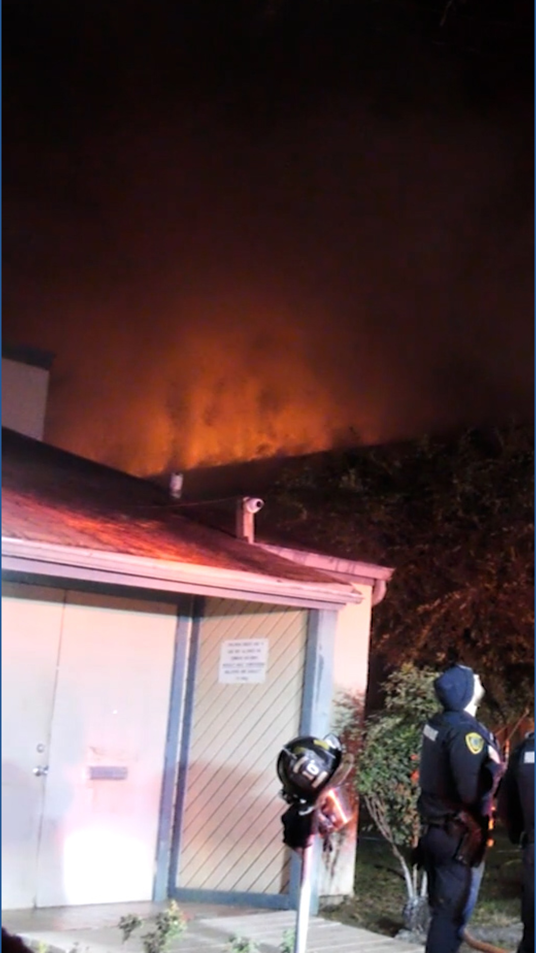 Early morning apartment fire displaces dozens on New Year's Day ...