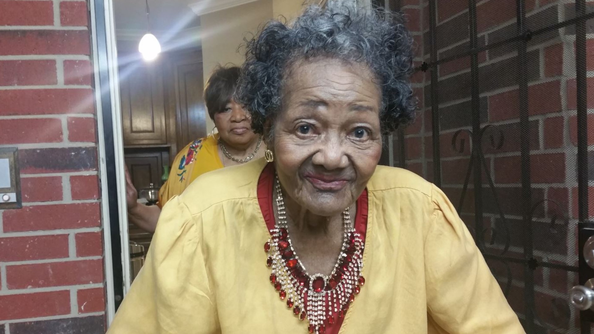 Longtime Houston resident celebrates her 101st birthday! | khou.com