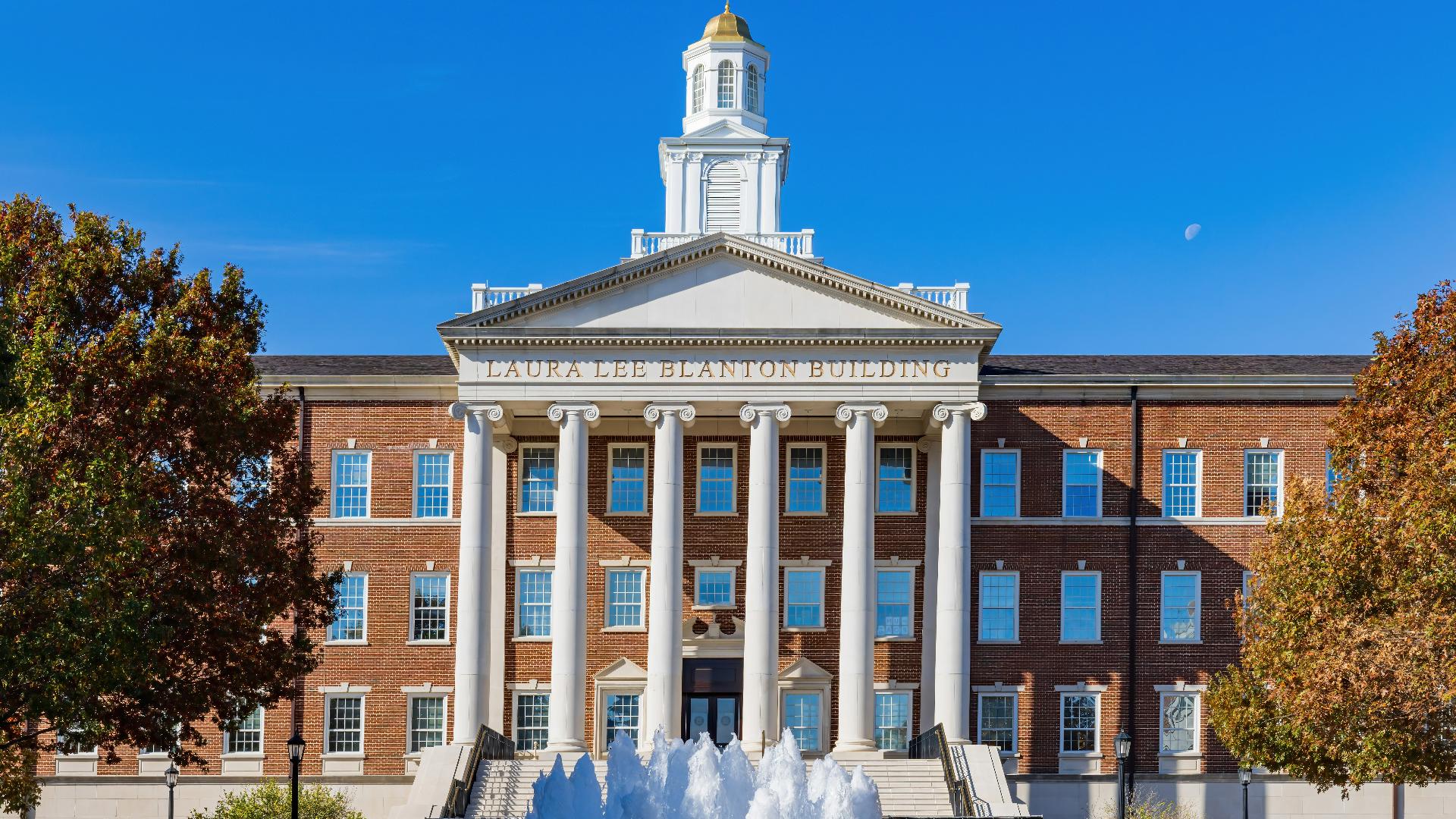 Prettiest college campuses in Texas | Rice, Baylor, SMU | khou.com