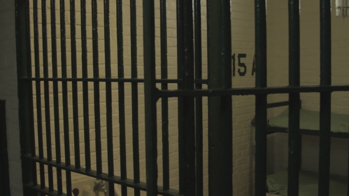 Harris County inmate awaiting acceptance to state drug treatment ...