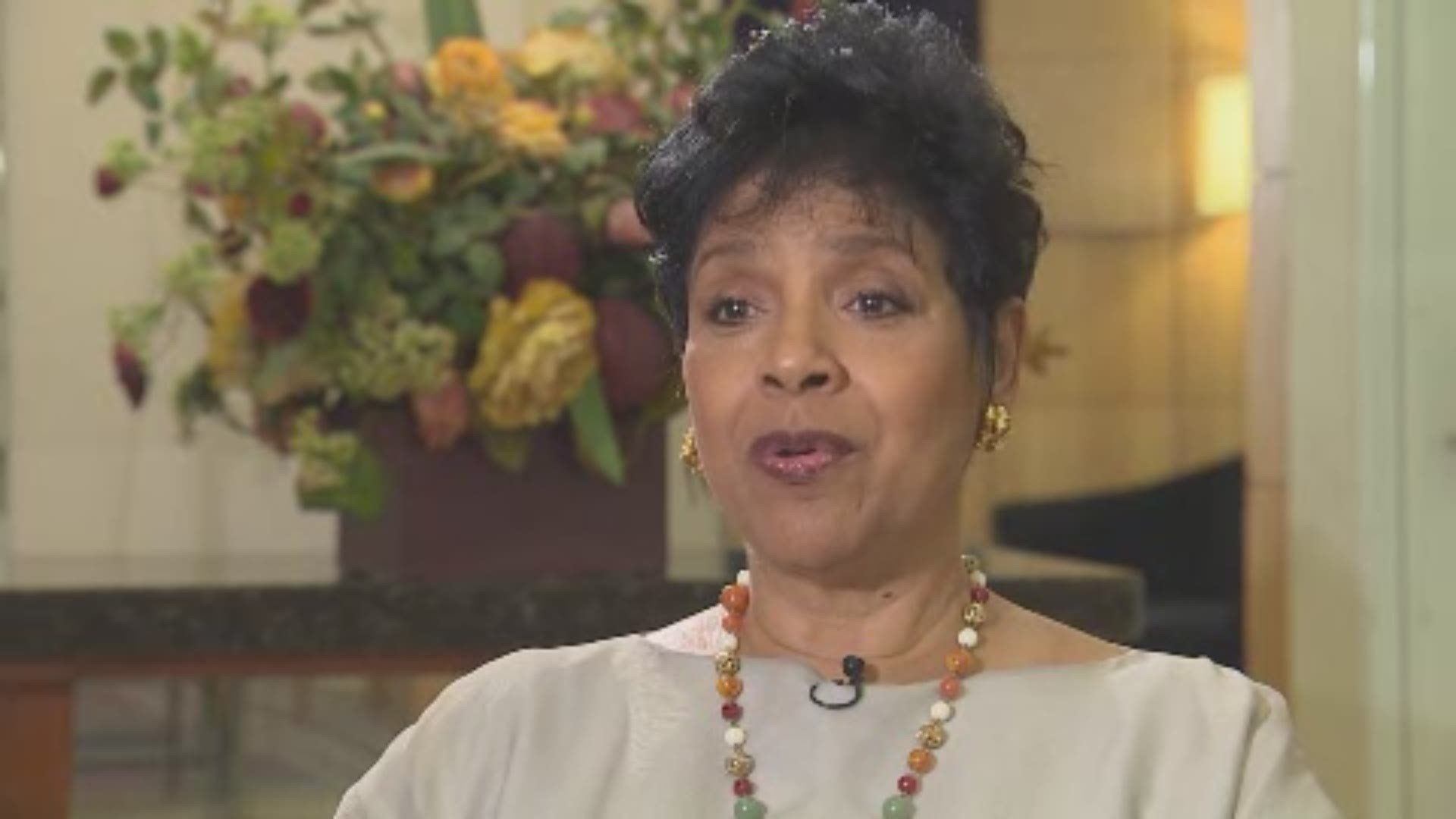 Len Cannon's conversation with actress Phylicia Rashad | khou.com