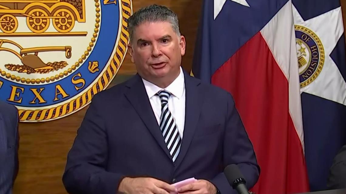 J. Noe Diaz named Houston's new police chief | khou.com