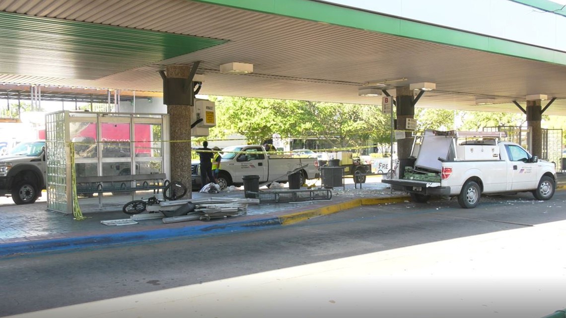 Two men struck by Metro bus at Bellaire Transit Center | khou.com